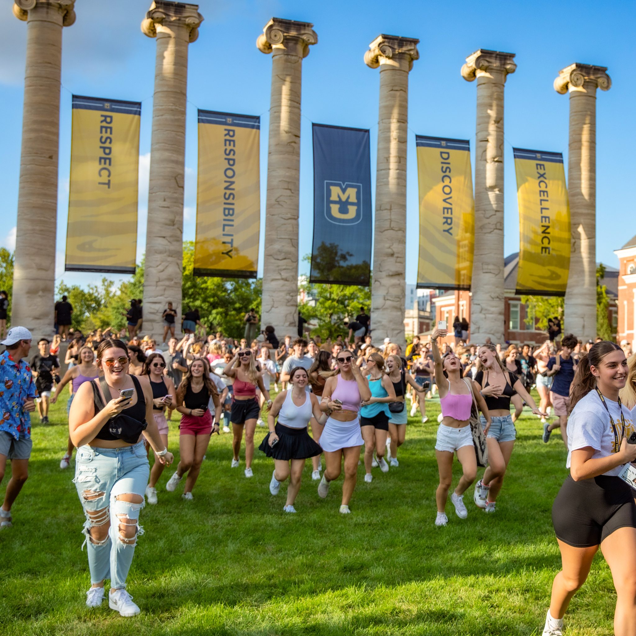 Scholarships for Incoming Freshmen | First-Time College (FTC) - Student ...